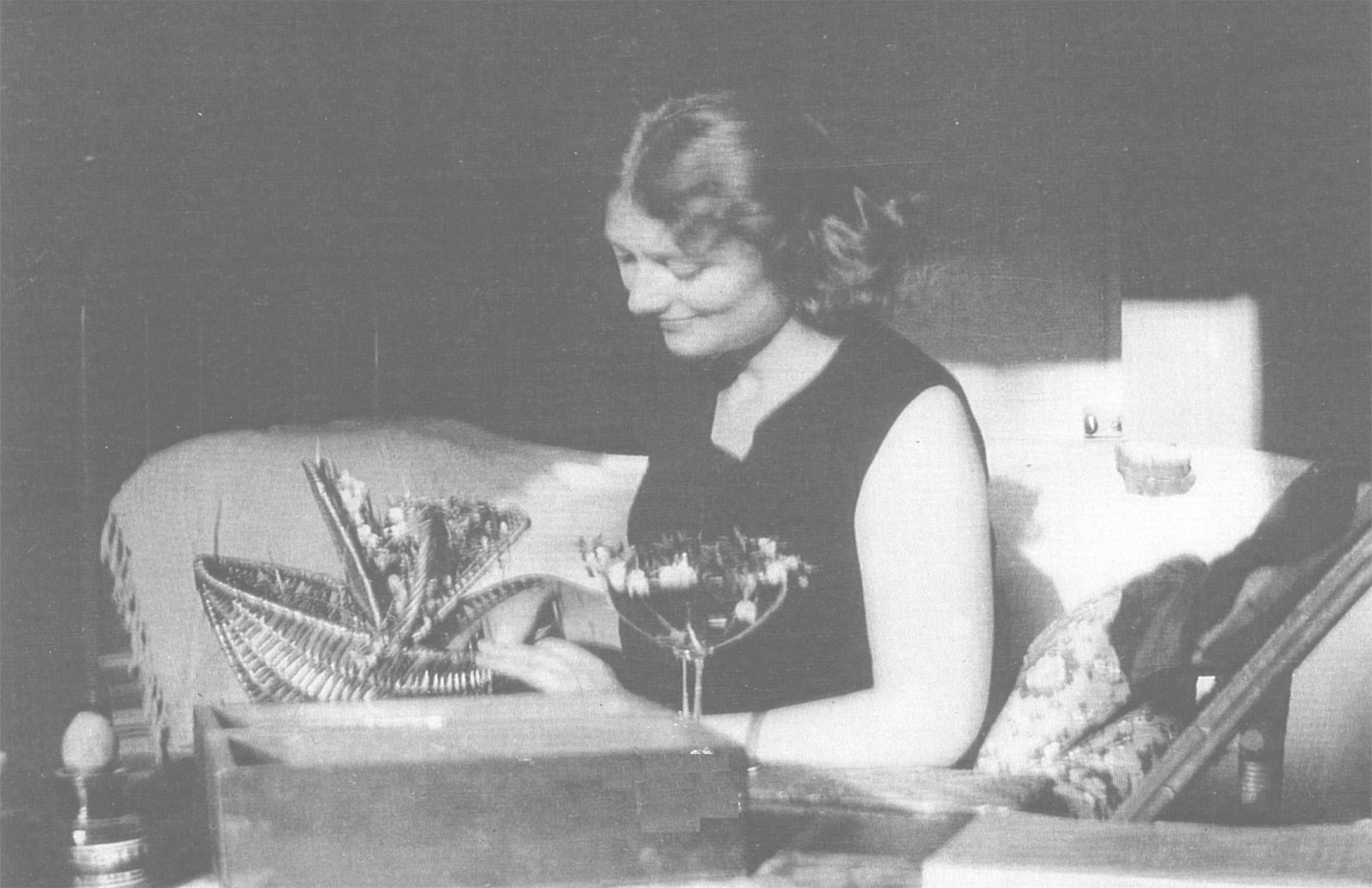 Ultraviolette et le gang des cracheuses de sang - Théâtre National ...